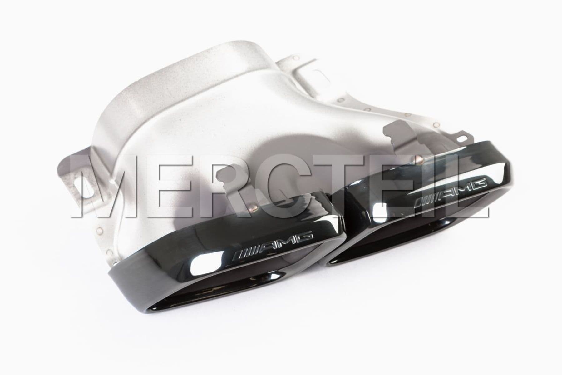 Buy the spare part Mercedes-Benz A0004903000 tail pipe cover
