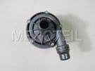 Buy the spare part Mercedes-Benz A0005002686 coolant pump
