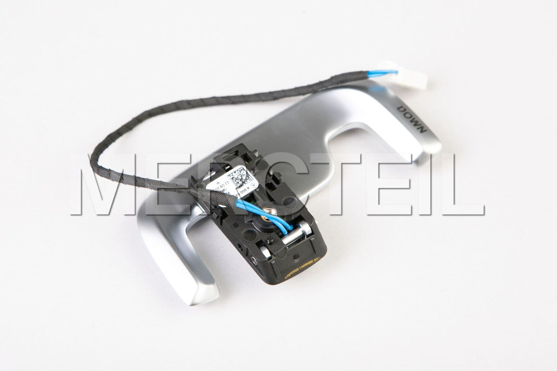 Buy the spare part Mercedes-Benz A00054513279051 gearshift paddle
