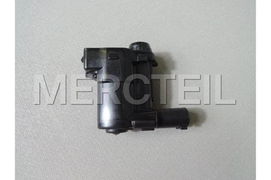 Buy the spare part Mercedes-Benz A0008206205 central locking actuator