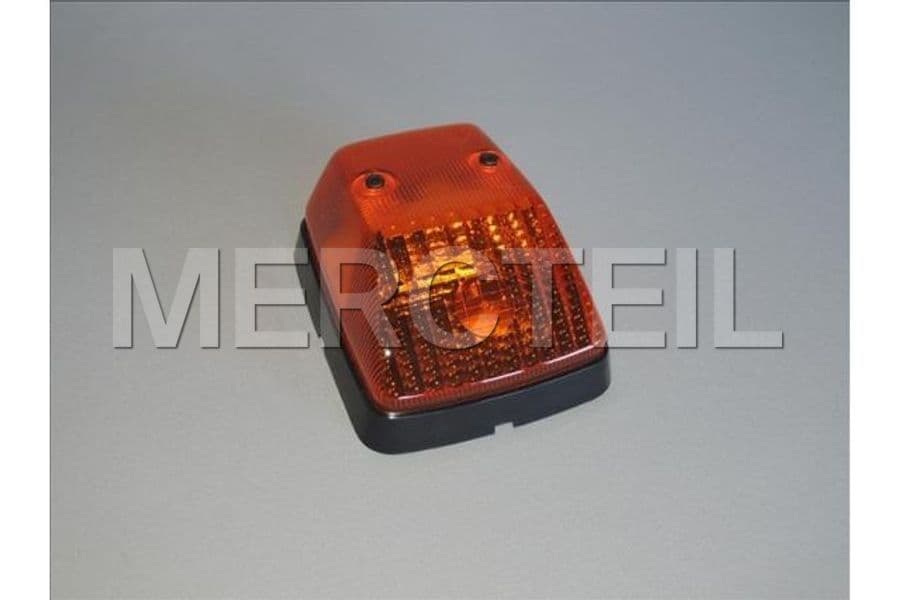 Buy the spare part Mercedes-Benz A0008207221 blinker lamp