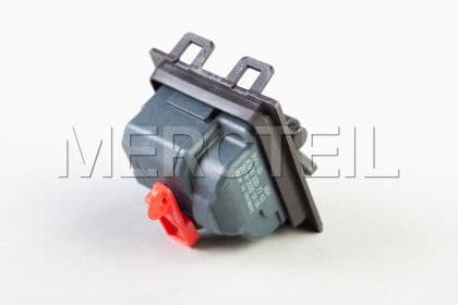 Buy the spare part Mercedes-Benz A0008207703 central locking actuator