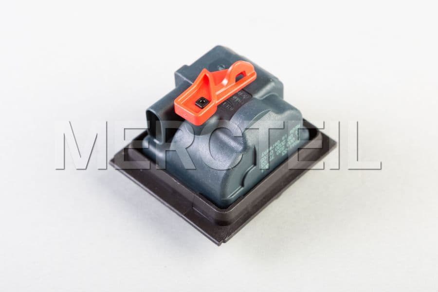 Buy the spare part Mercedes-Benz A0008207703 central locking actuator