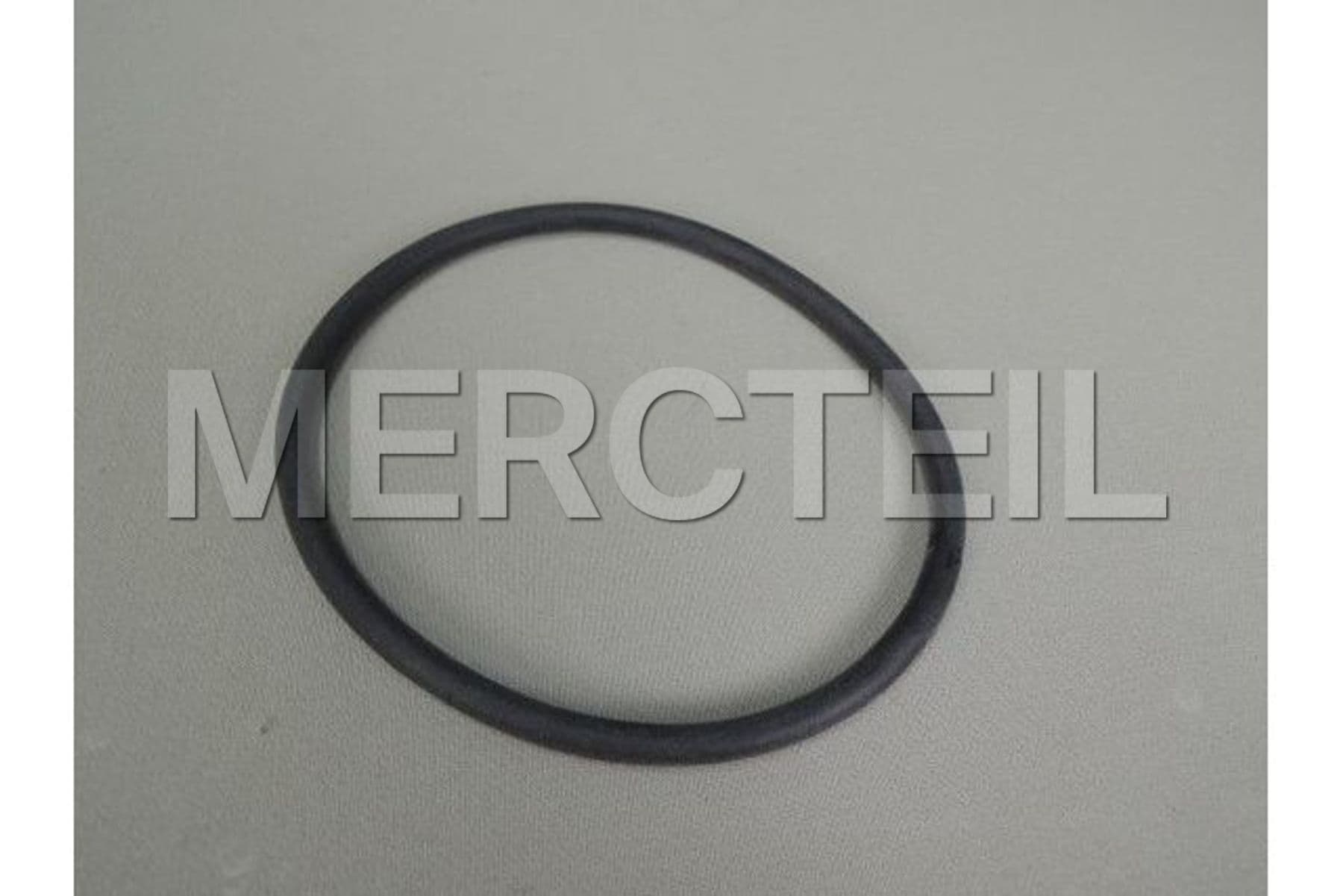 Buy the spare part Mercedes-Benz A0008260600 gasket f light housing