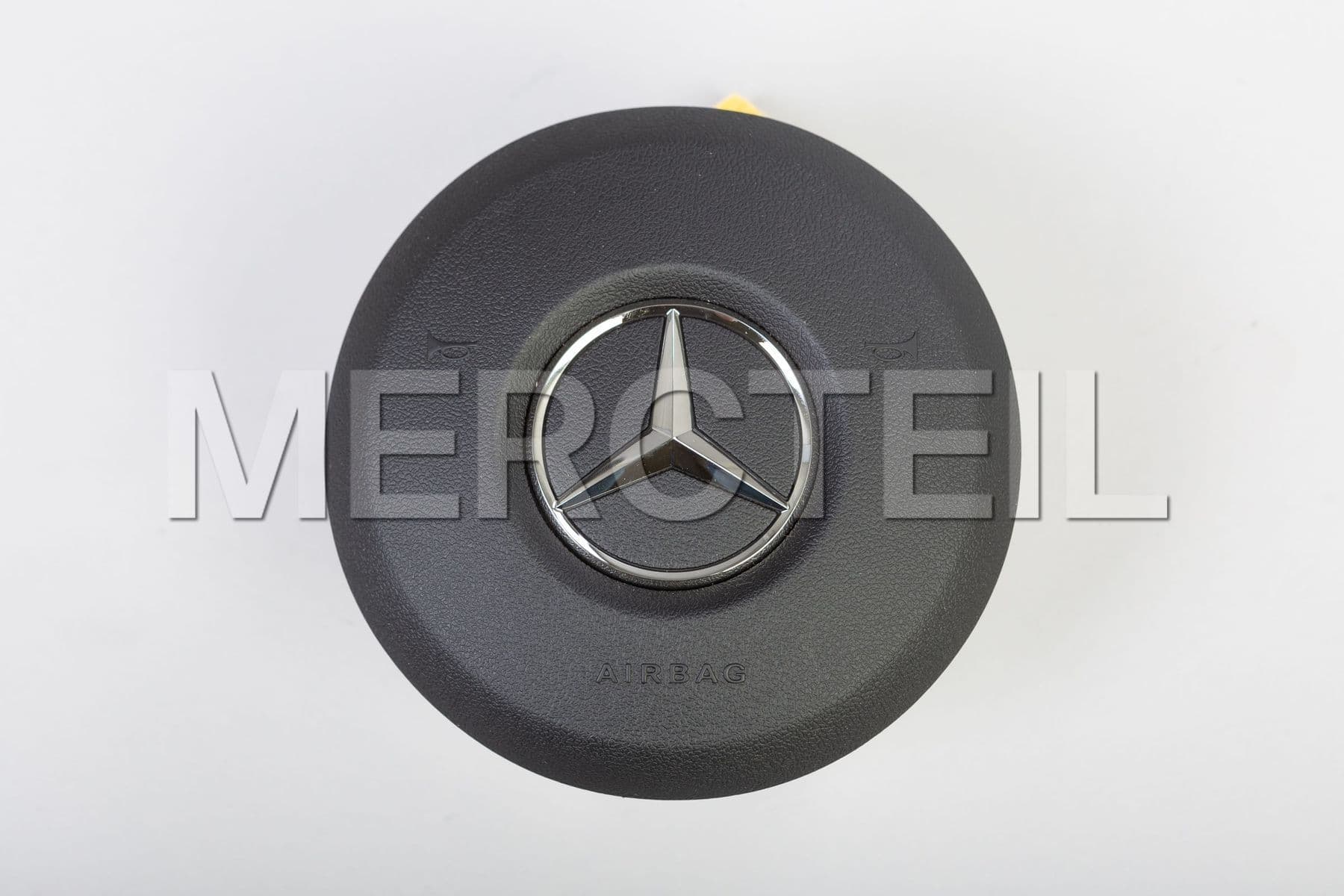 Buy the spare part Mercedes-Benz A00086037029116 drivers airbag