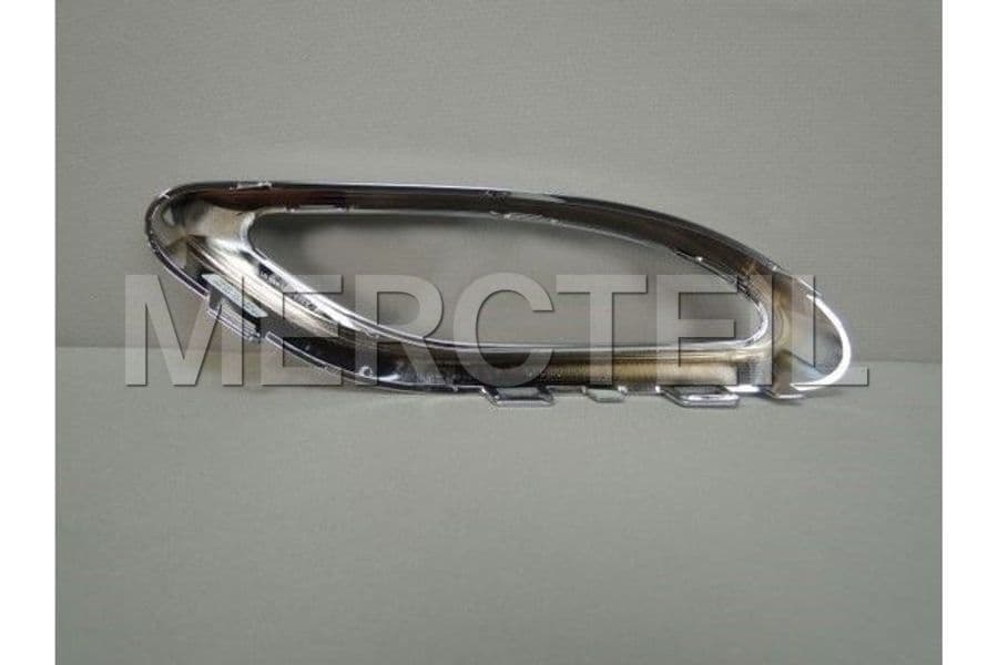 Buy the spare part Mercedes-Benz A0008850174 ornamental molding