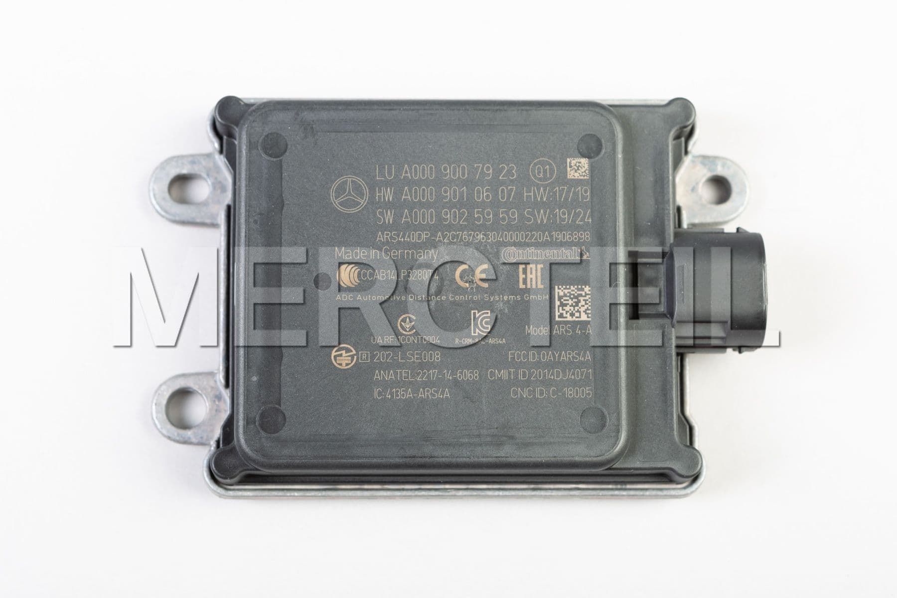 Buy the spare part Mercedes-Benz A0009007923 control unit complete