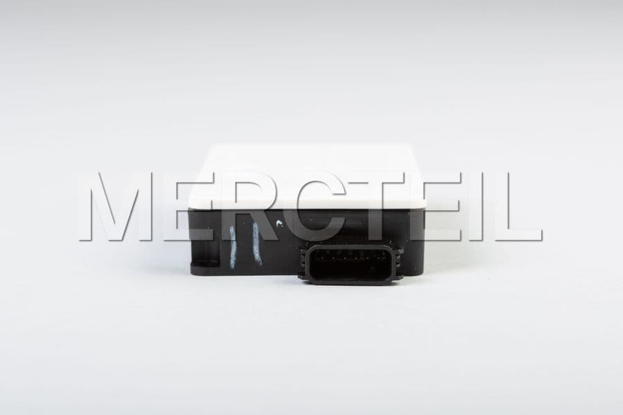 Buy the spare part Mercedes-Benz A0009050110 radar sensor