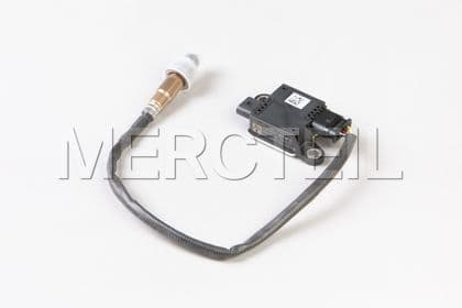 Buy the spare part Mercedes-Benz A0009050608 soot particulate sensor