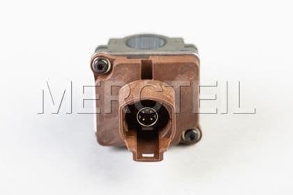 Buy the spare part Mercedes-Benz A0009054407 camera