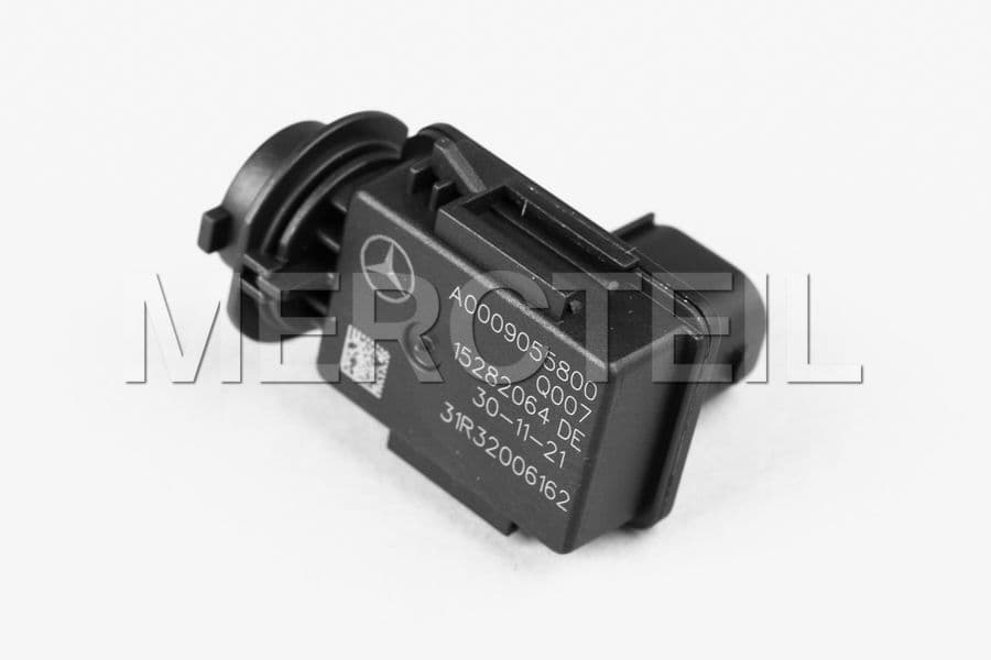Buy the spare part Mercedes-Benz A0009055800 nox sensor