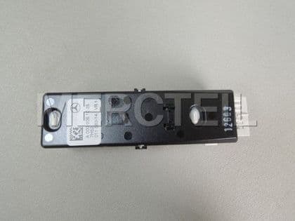 Buy the spare part Mercedes-Benz A00090610357H52 interior light