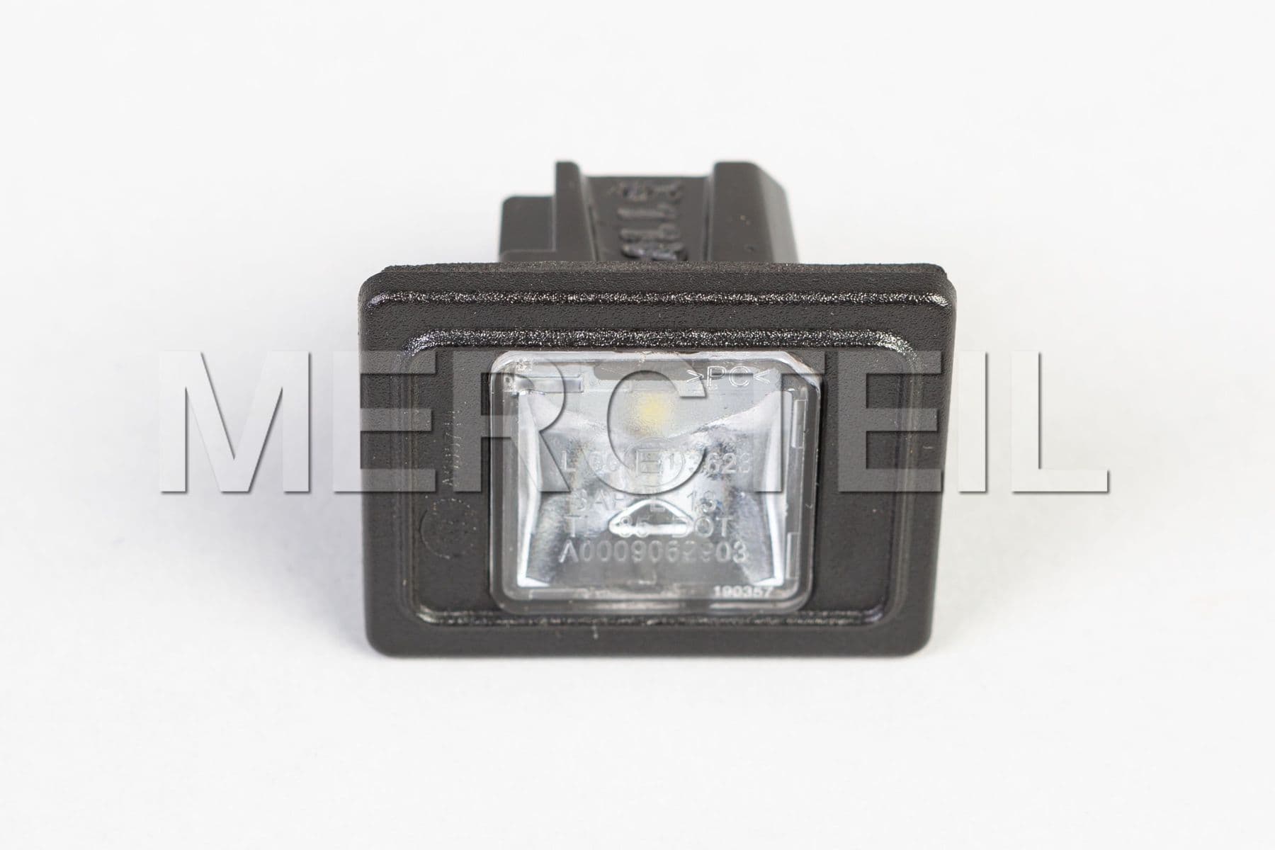 Buy the spare part Mercedes-Benz A0009062903 license plate lamp