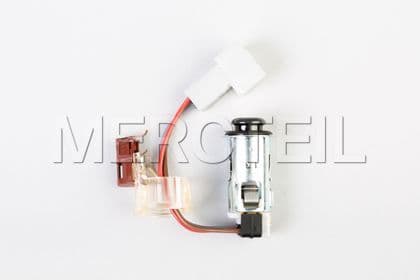Buy the spare part Mercedes-Benz A0009063900 cigarette lighter
