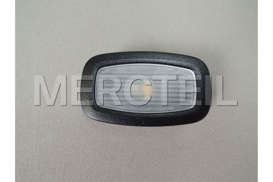 Buy the spare part Mercedes-Benz A00090651079051 interior light