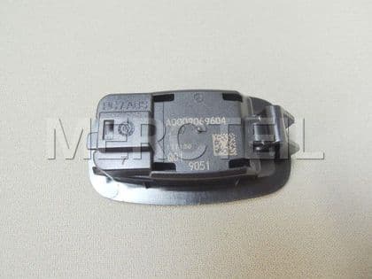 Buy the spare part Mercedes-Benz A00090696049051 interior light