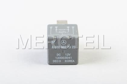 Kaufen Sie das Ersatzteil Mercedes-Benz A0009822923 relais