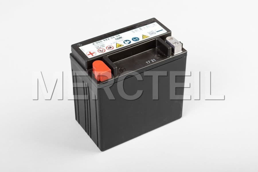 Buy the spare part Mercedes-Benz A000982960864 electrical system battery