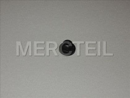Buy the spare part Mercedes-Benz A0009840010 nut