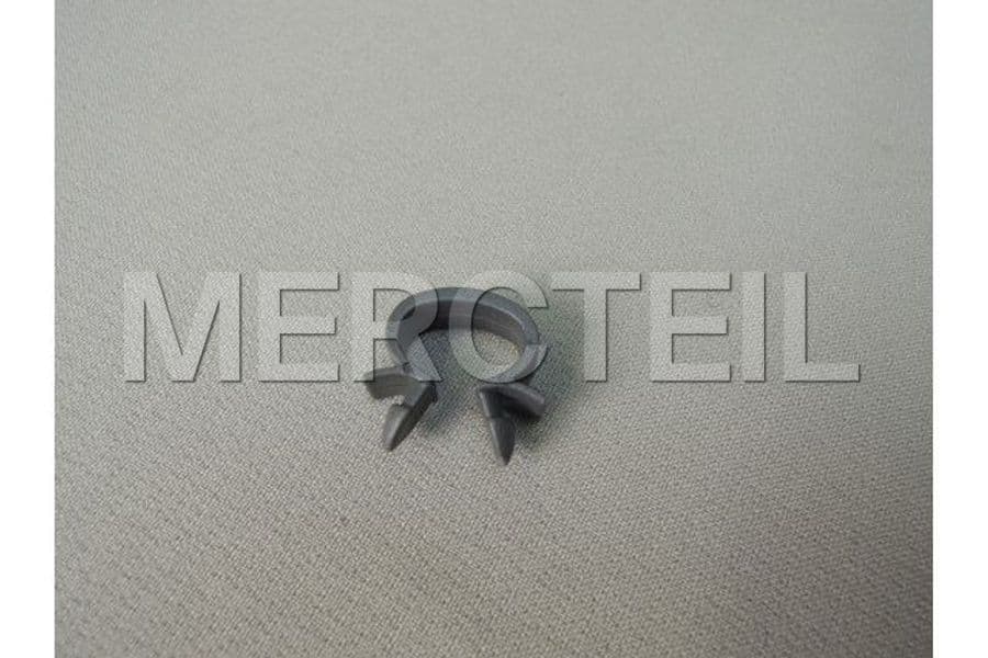 Buy the spare part Mercedes-Benz A0009956044 clamp