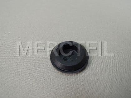 Buy the spare part Mercedes-Benz A0009982602 grommet