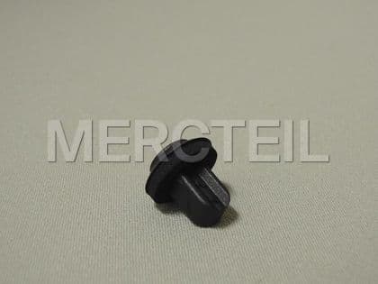 Buy the spare part Mercedes-Benz A0009982685 nut