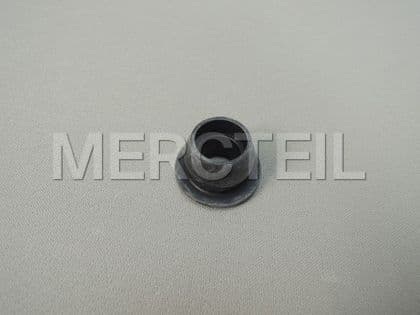 Buy the spare part Mercedes-Benz A0009983901 grommet