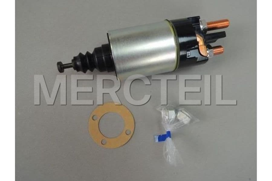 Buy the spare part Mercedes-Benz A0011526710 solenoid switch