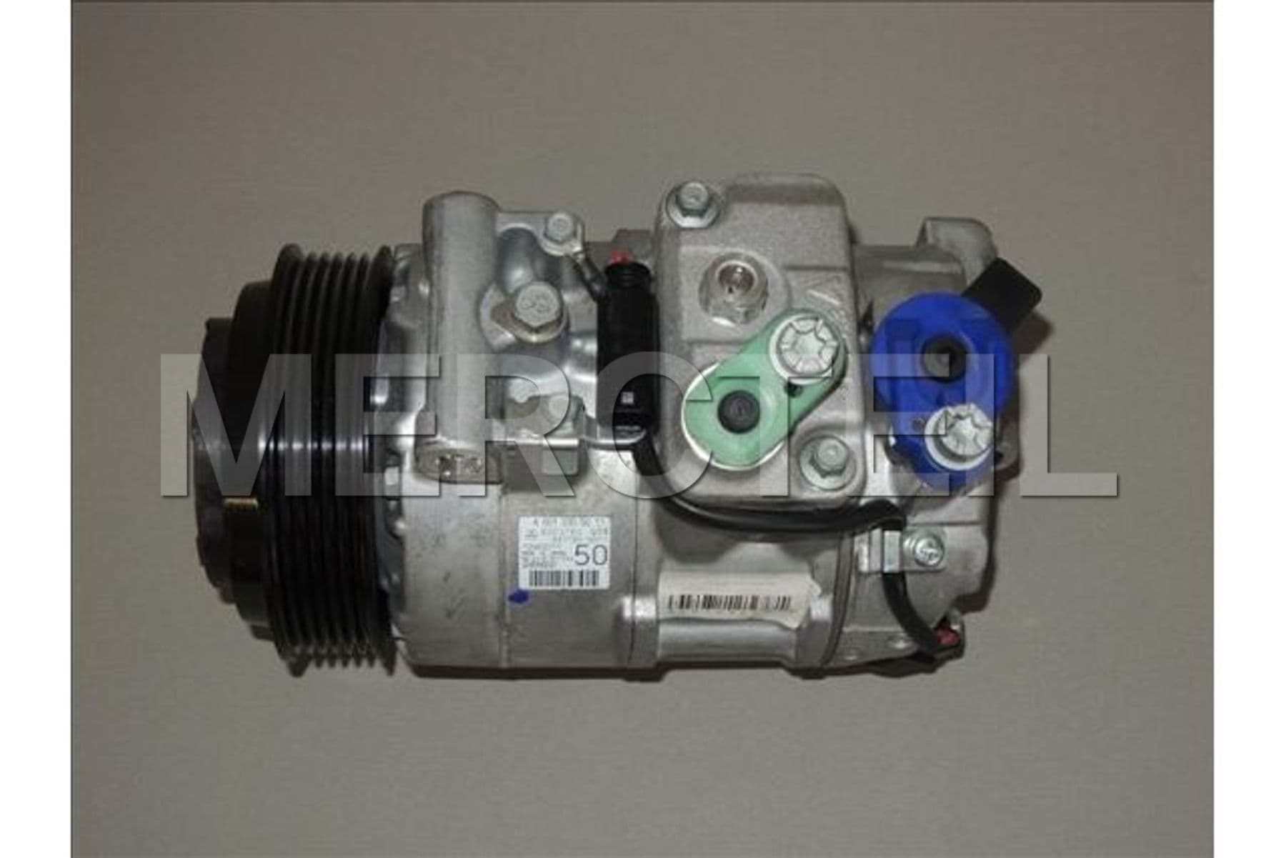 Buy the spare part Mercedes-Benz A0012305011 compressor
