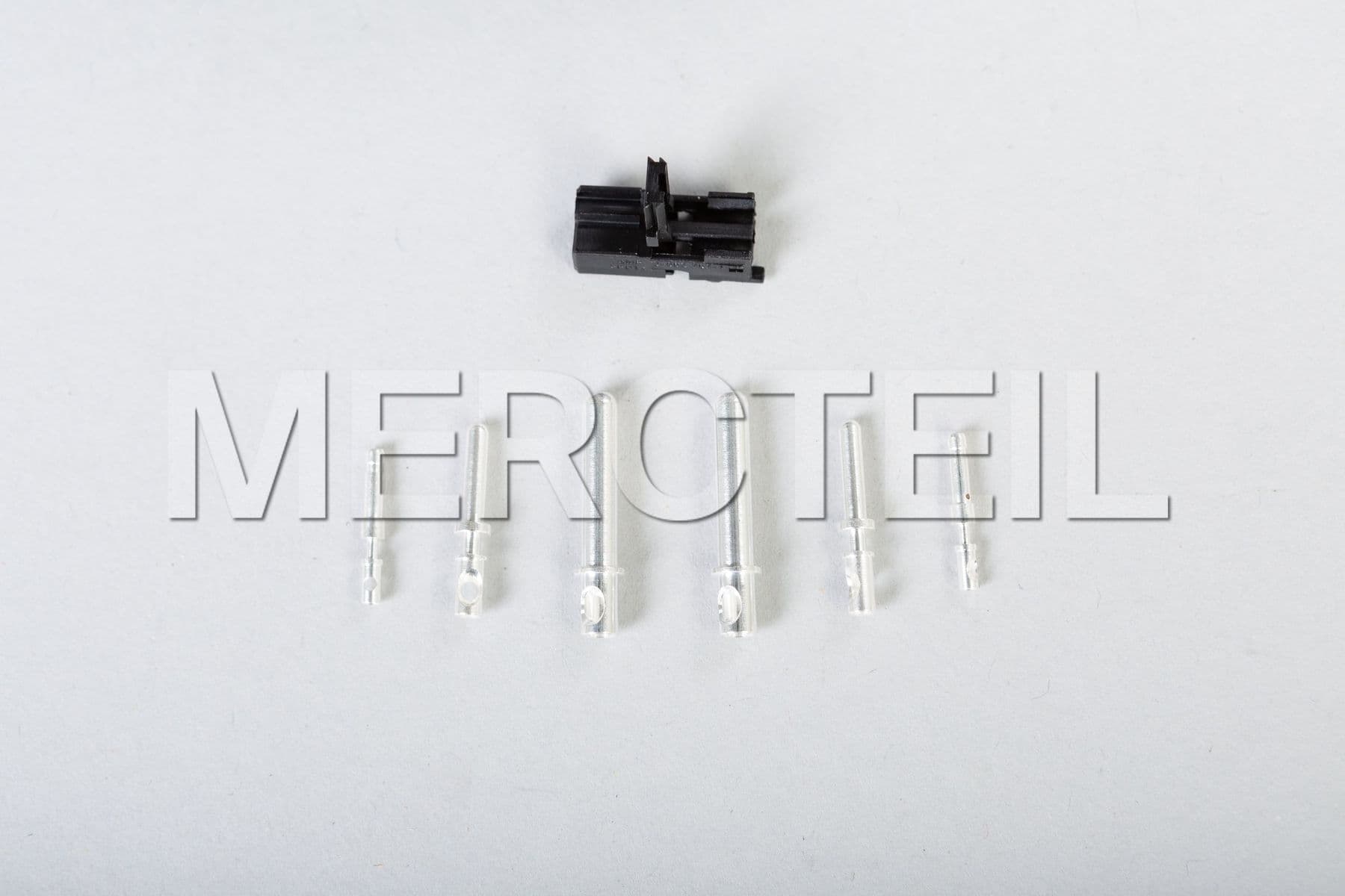 Buy the spare part Mercedes-Benz A0015422618 sender unit