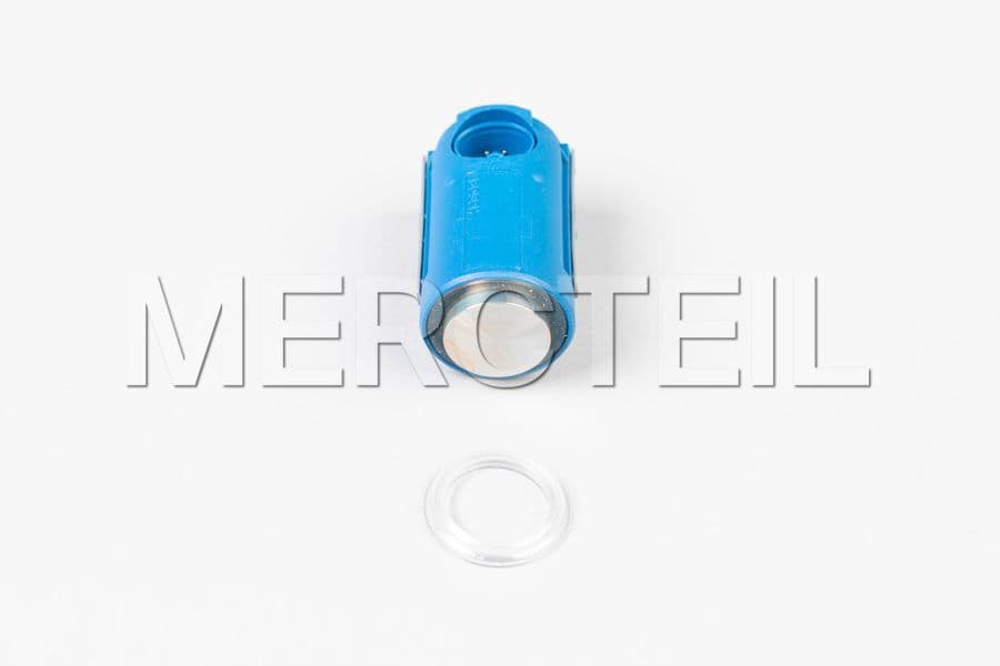 Buy the spare part Mercedes-Benz A0015425918 sender unit