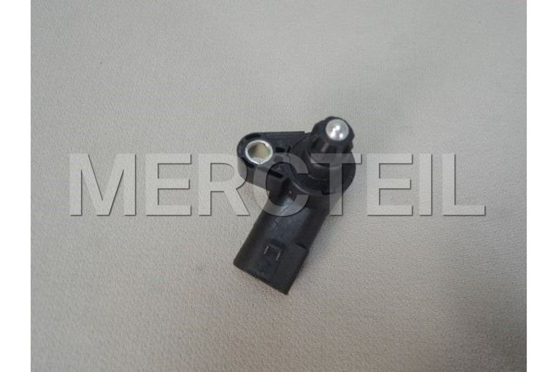 Buy the spare part Mercedes-Benz A0015453309 switch