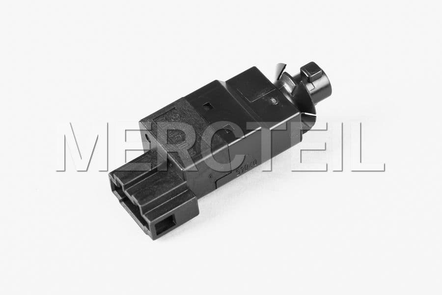 Buy the spare part Mercedes-Benz A0015454009 switch