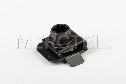 Buy the spare part Mercedes-Benz A0019903256 clip type nut