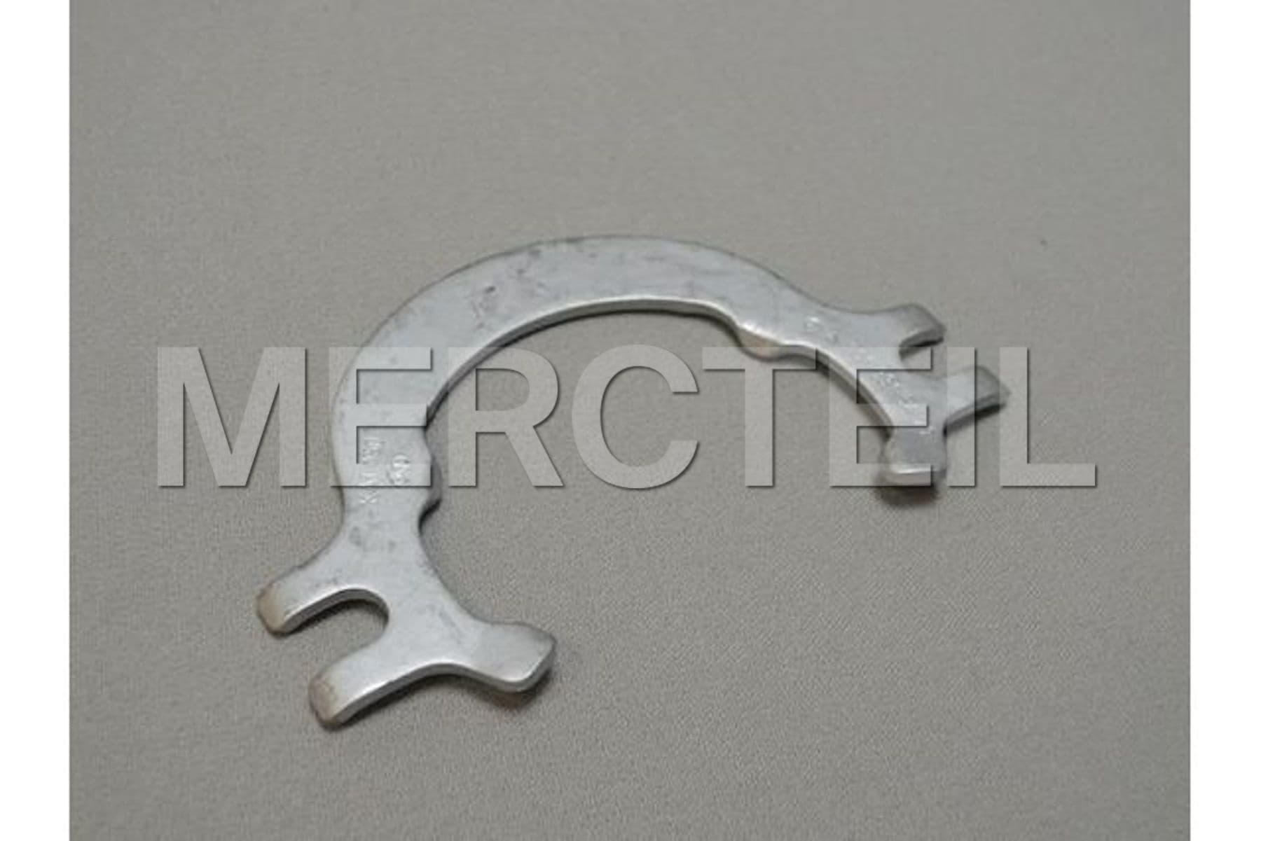 Kaufen Sie das Ersatzteil Mercedes-Benz A0019915470 federklammer