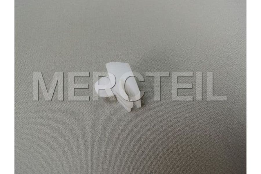 Buy the spare part Mercedes-Benz A0019917771 mounting clip