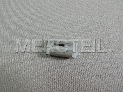 Buy the spare part Mercedes-Benz A0019949845 clip type nut