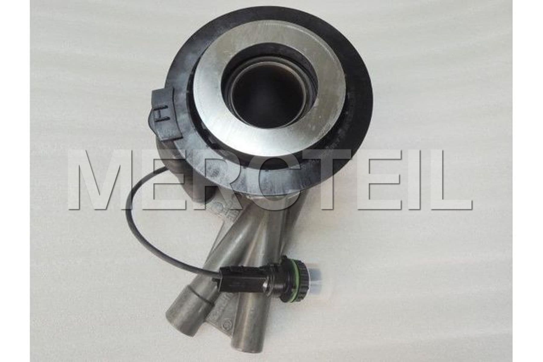 Buy the spare part Mercedes-Benz A0022507615 clutch release bearing