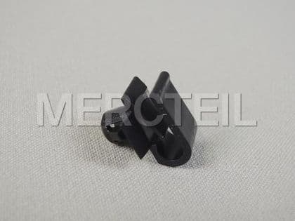 Buy the spare part Mercedes-Benz A0029885181 fastener button