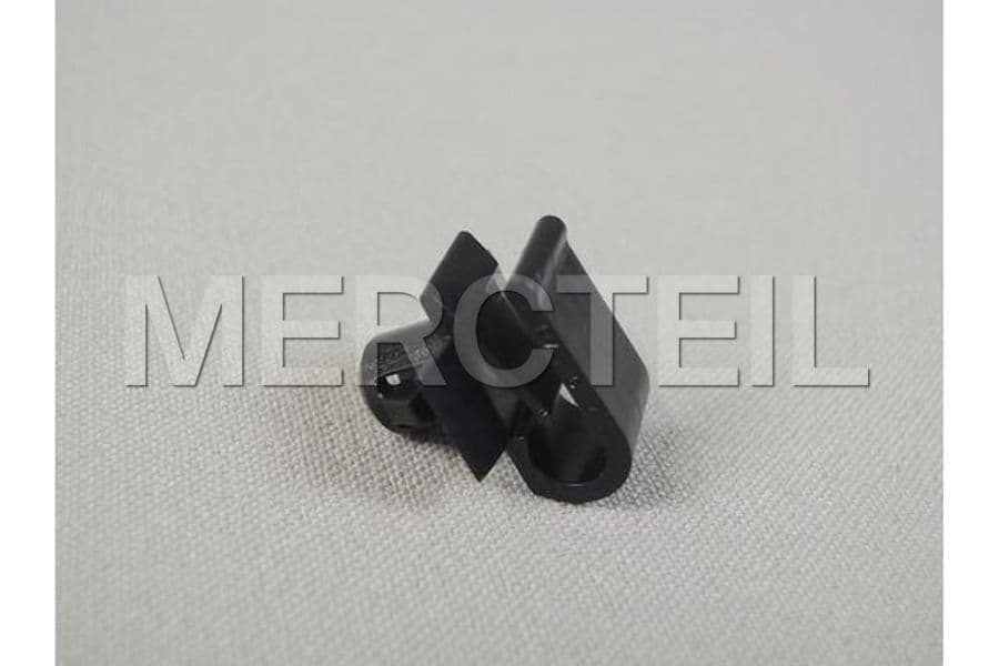 Buy the spare part Mercedes-Benz A0029885181 fastener button