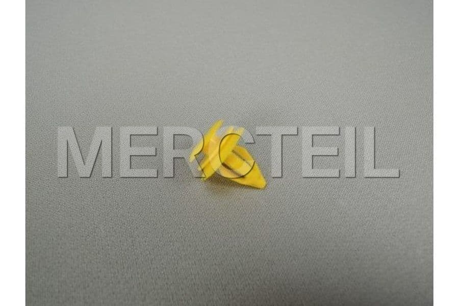Buy the spare part Mercedes-Benz A0029910371 mounting clip