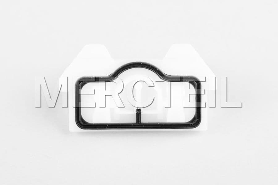 Buy the spare part Mercedes-Benz A0029911371 mounting clip