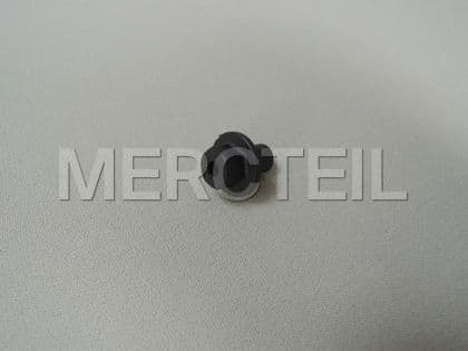 Buy the spare part Mercedes-Benz A0039906450 nut