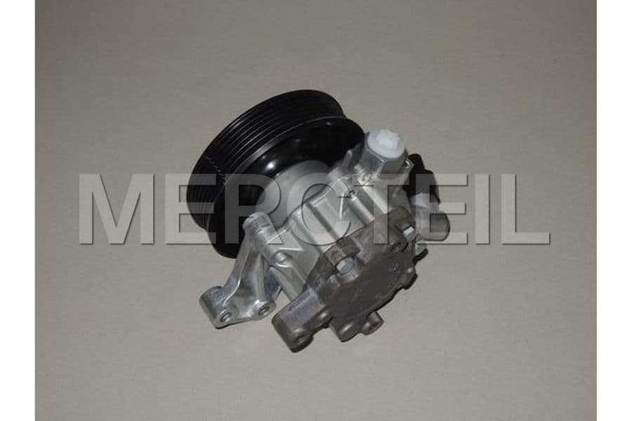 Buy the spare part Mercedes-Benz A004466930180 hydraulic pump