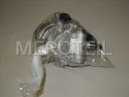 Buy the spare part Mercedes-Benz A0054667001 hydraulic pump