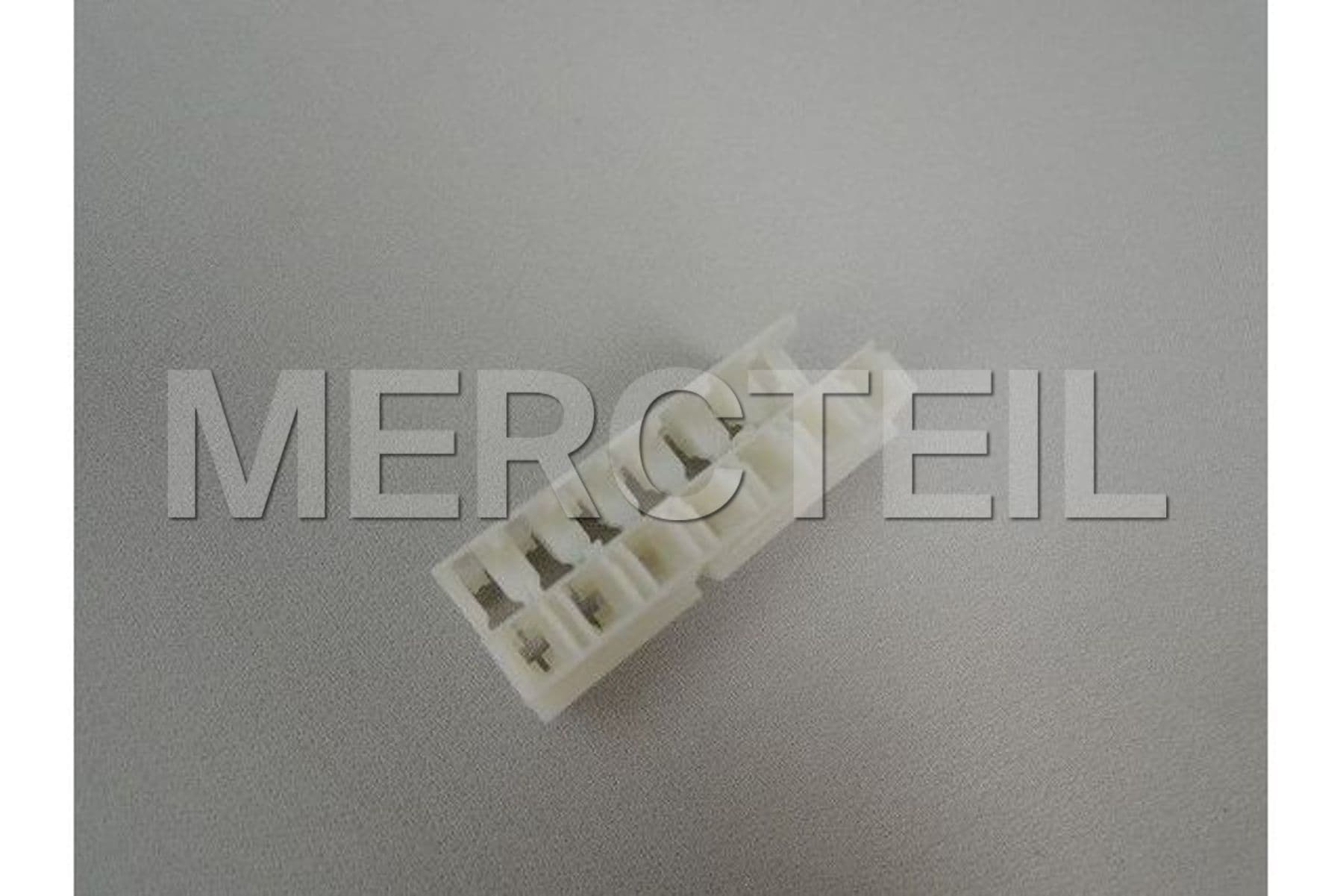 Buy the spare part Mercedes-Benz A0055459801 fuse box