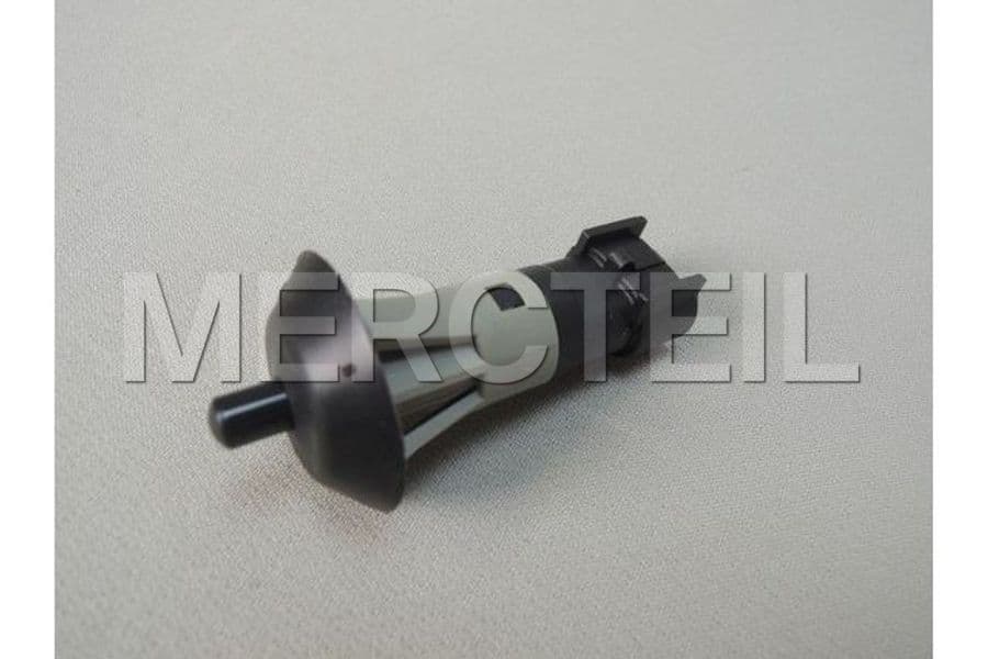 Buy the spare part Mercedes-Benz A0058207610 switch