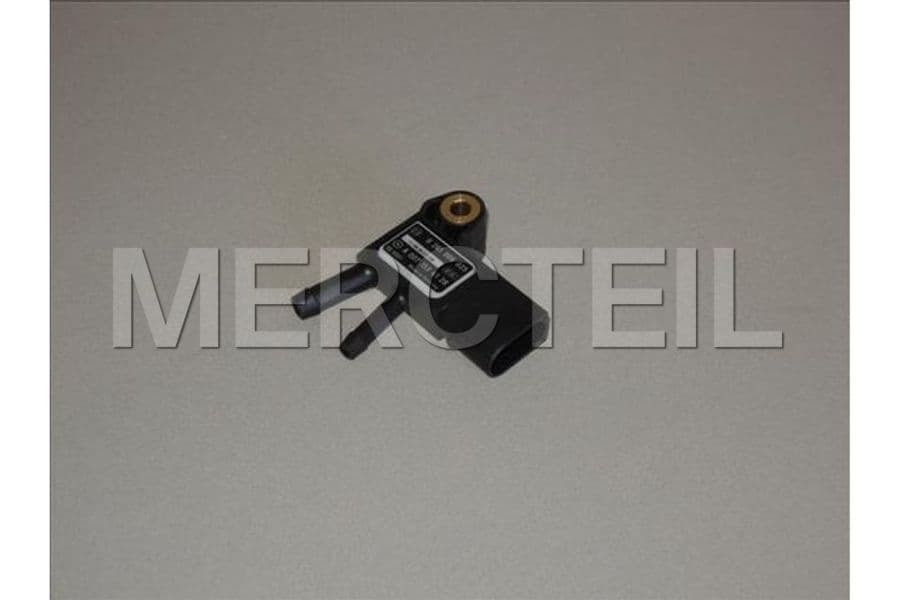 Buy the spare part Mercedes-Benz A0071536128 drucksensor