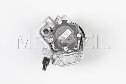 Buy the spare part Mercedes-Benz A0074660101 power steering pump
