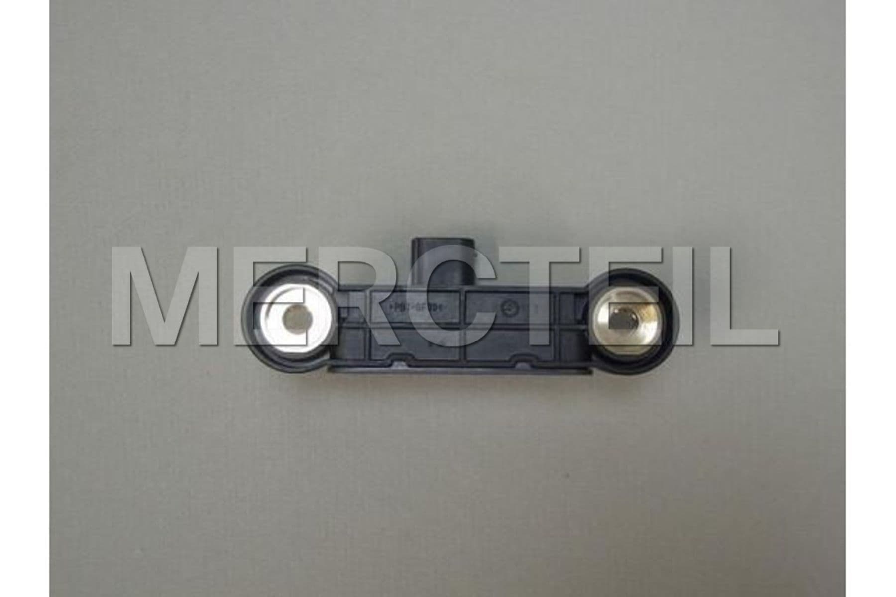 Buy the spare part Mercedes-Benz A0075420418 sensor cluster